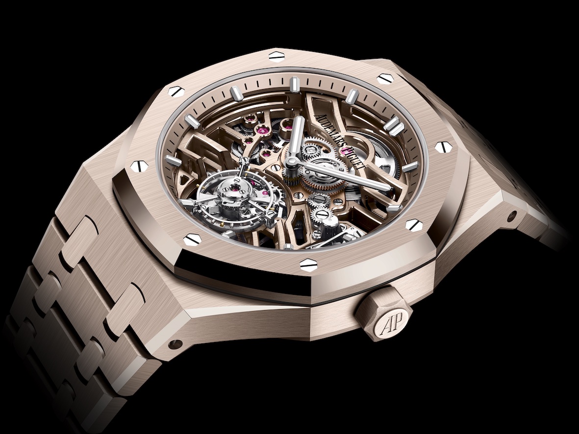 Audemars Piguet habille la Royal Oak de Sand Gold, un matériau innovant ...